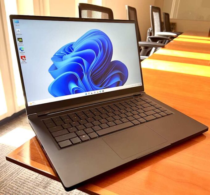 The 5 BEST MacBook Pro Alternatives in 2023